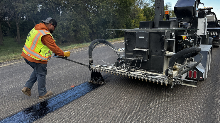 Cimline | MA4™ Longitudinal Joint Sealer VRAM